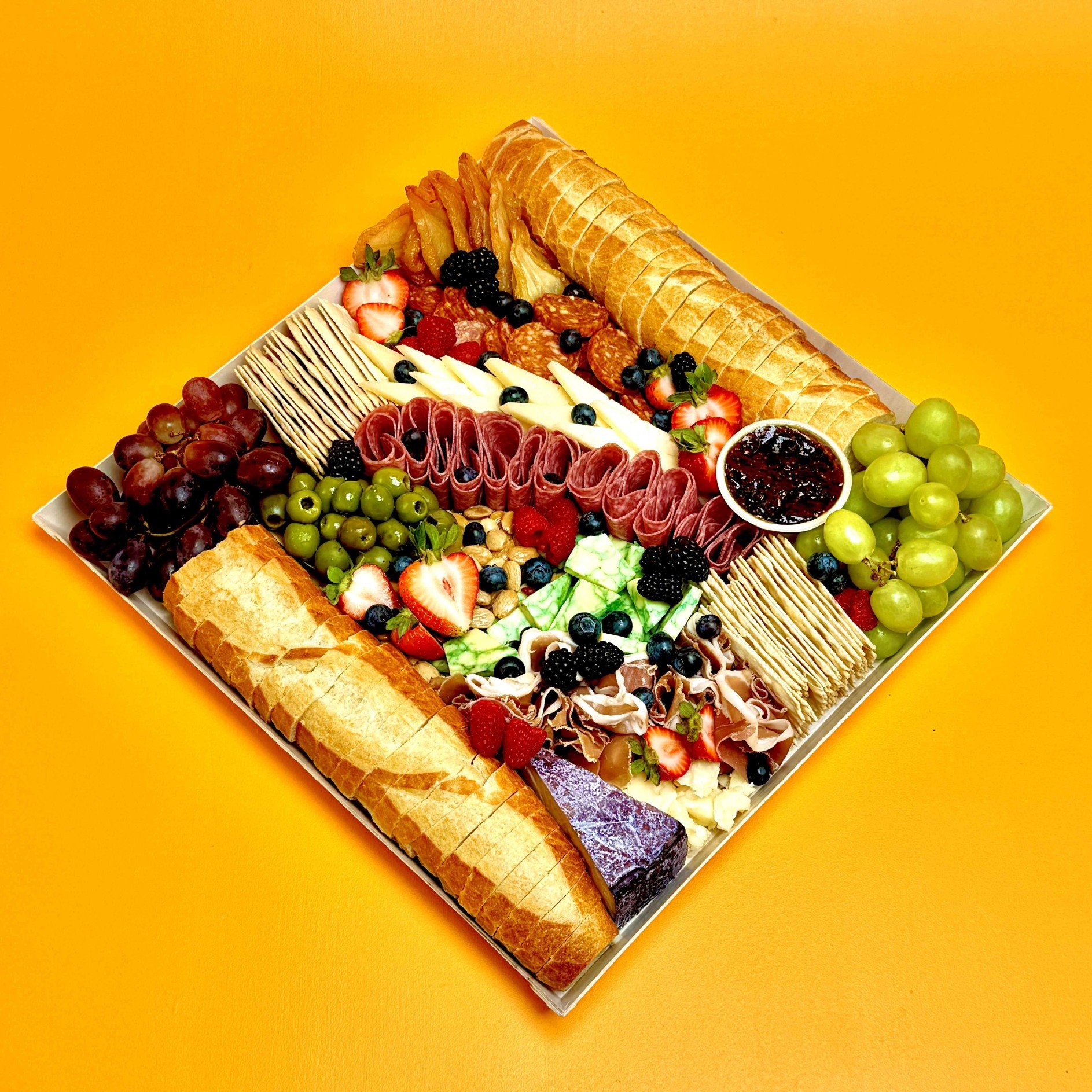 25 PERSON DROP OFF GRAZING TABLE