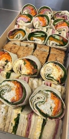 Sandwiches, Wraps, Turkish Breads (M)