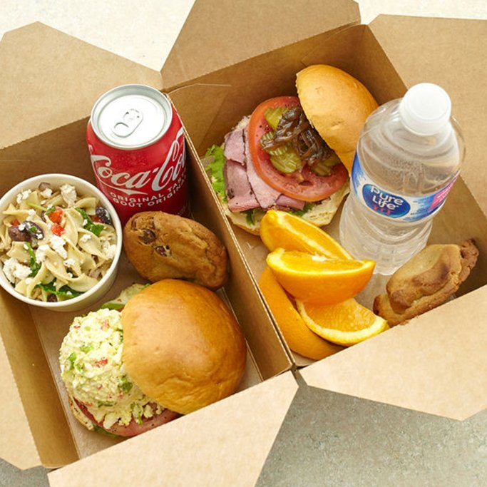 Deluxe Boxed Lunch