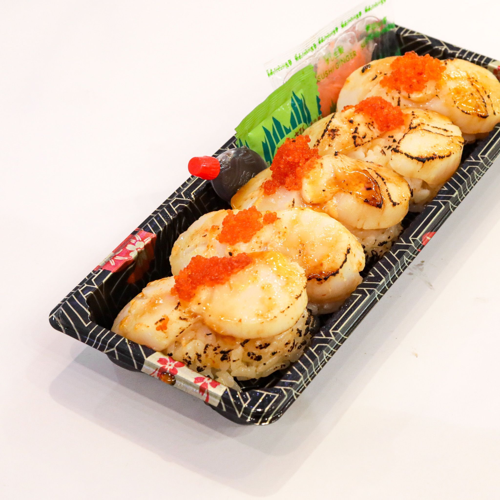 Aburi Scallop Nigiri Sushi (5pcs)