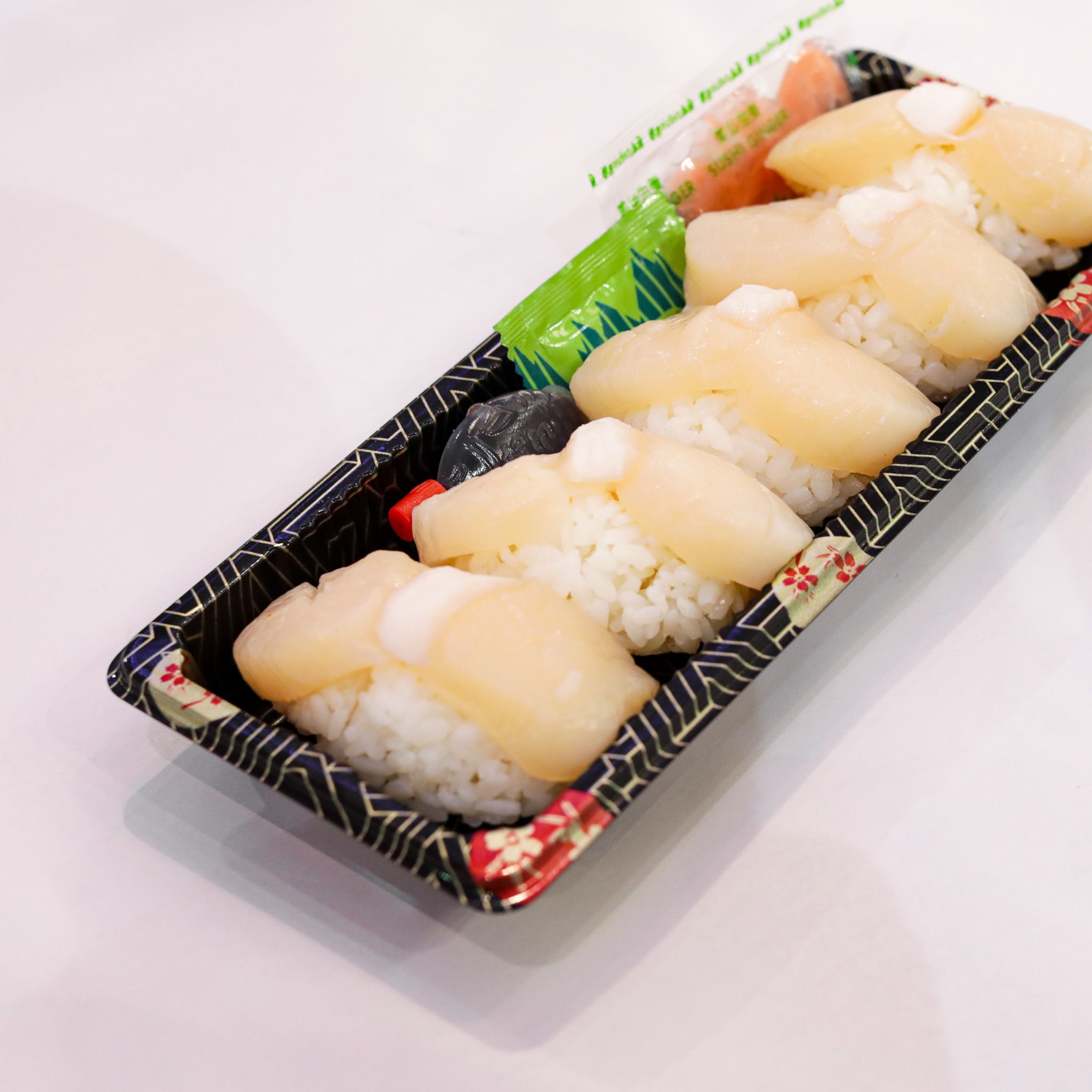 Scallop Nigiri Sushi (5pcs)