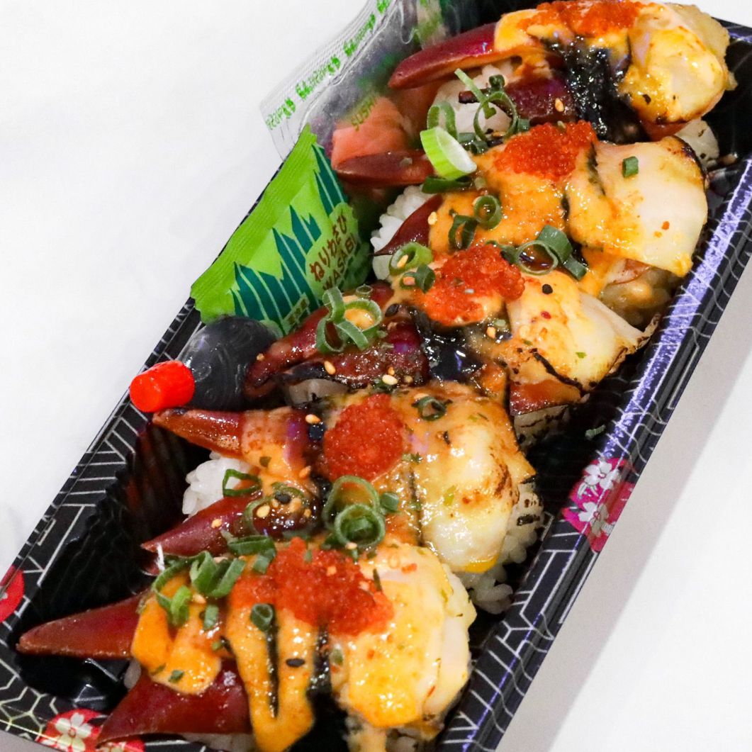 Aburi Surf Clam Nigiri Sushi (5pcs)