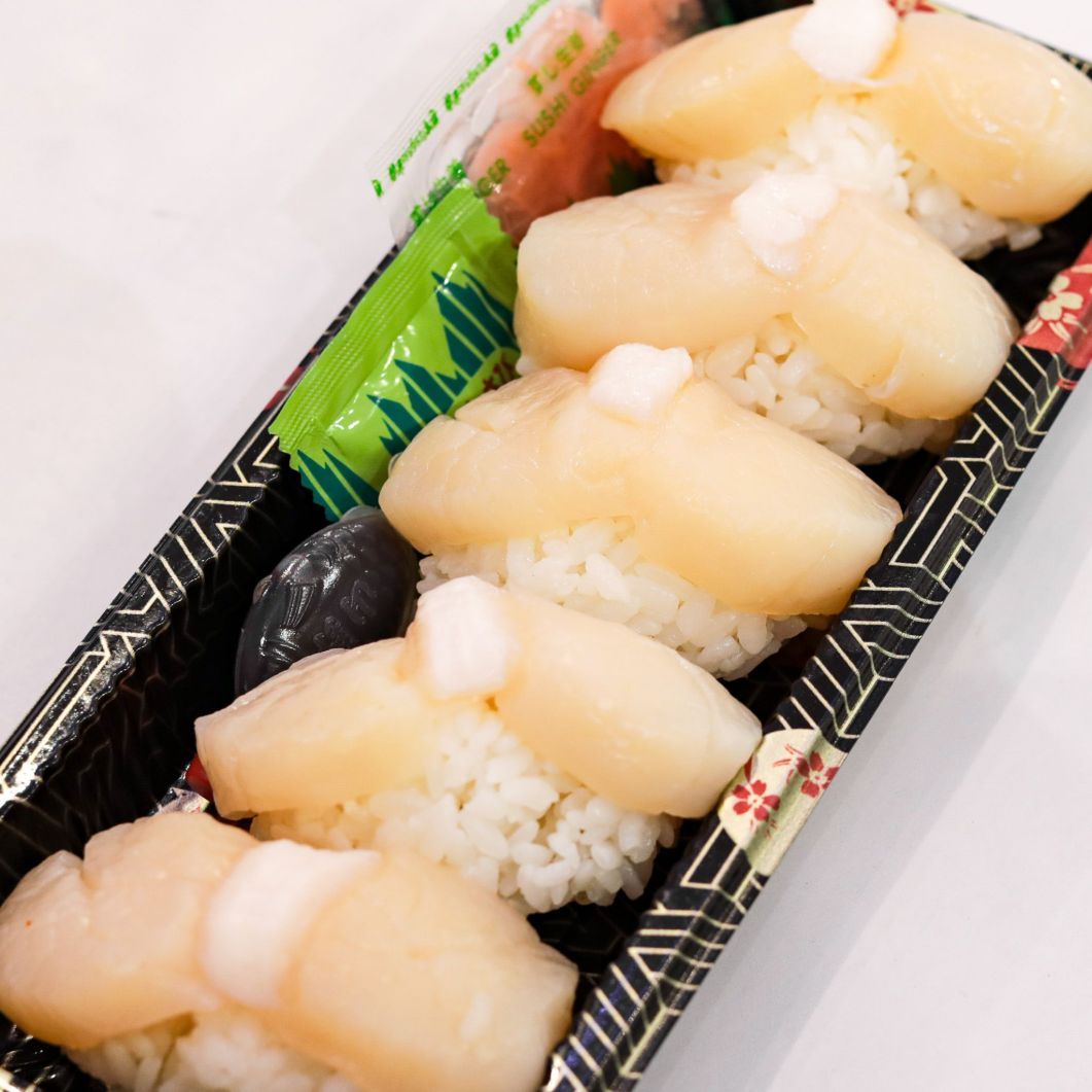 Scallop Nigiri Sushi (5pcs)