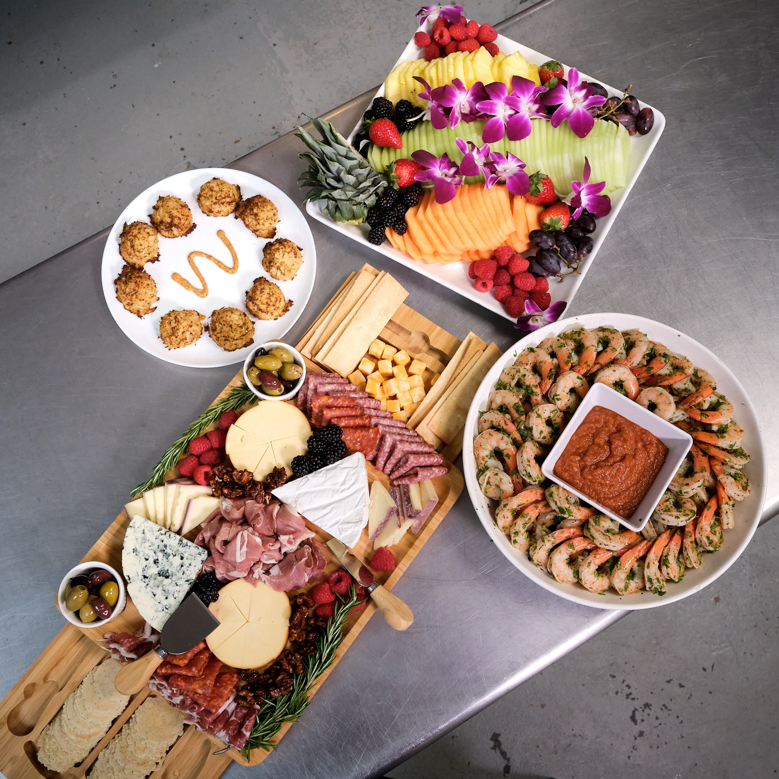 Super Bowl & March Madness - Deluxe Package